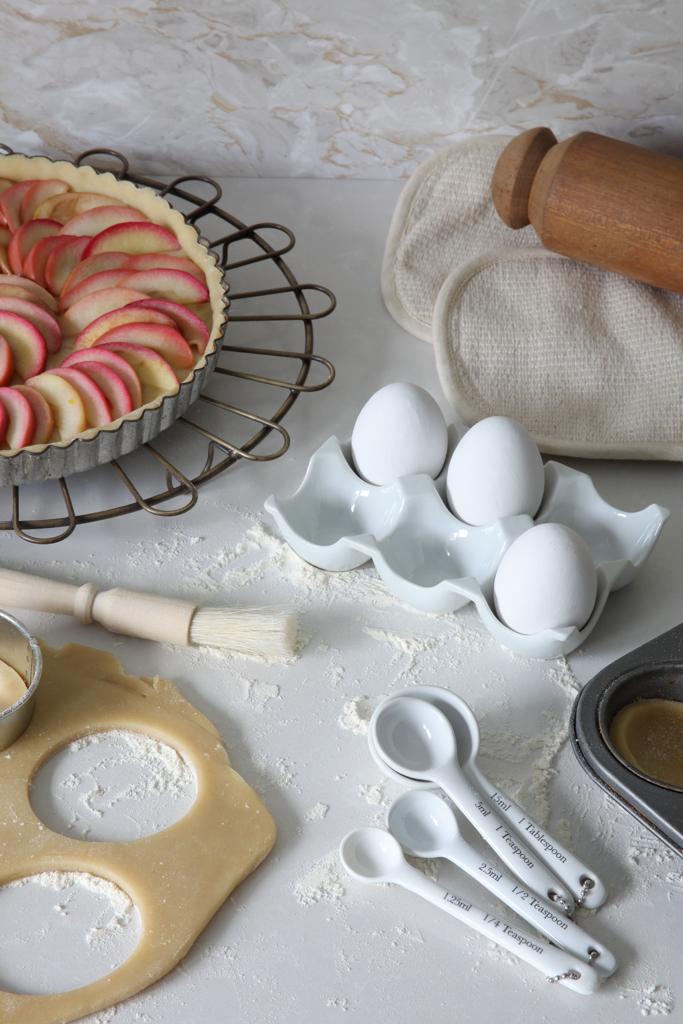 The Best Baking Recipe Books For Cosy Autumnal Baking – Lisa Valentine Home